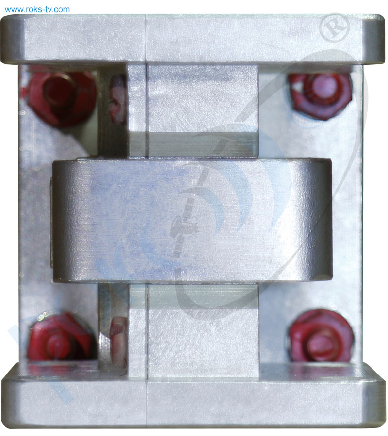Ku-Band Waveguide Isolator - Roks
